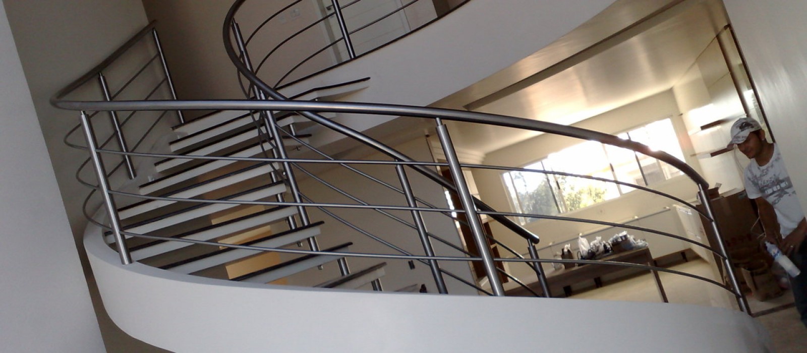 Escadas de Inox | Metalurgica Casagrande Produtos em Aço Inox